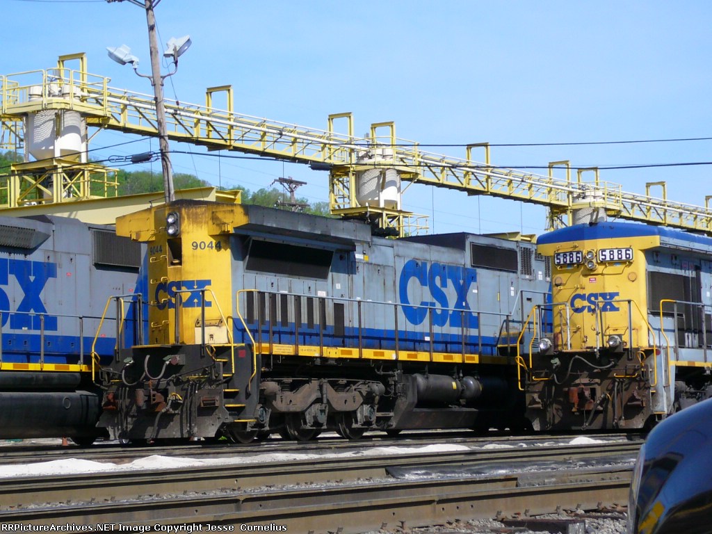 CSX 9044